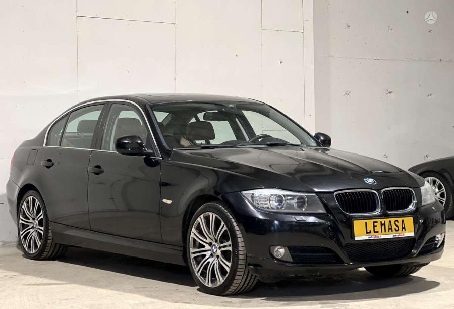 Melns BMW 320 2011 Klaipėda, ar dzinēja tilpumu 2.00 L un nobraukumu 238 tūkst. km par 6900 €, foto 9 vietnē AUTOMOTO.COM.LV