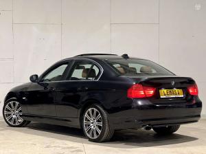 Melns BMW 320 2011 Klaipėda, ar dzinēja tilpumu 2.00 L un nobraukumu 238 tūkst. km par 6900 €, foto 32 vietnē AUTOMOTO.COM.LV
