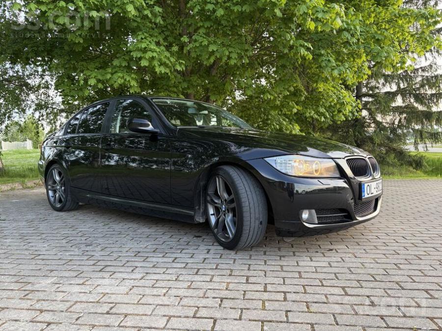 Melns BMW 320 2011 Tukums, ar dzinēja tilpumu 2.00 L un nobraukumu 268 tūkst. km par 5790 €, foto 5 vietnē AUTOMOTO.COM.LV