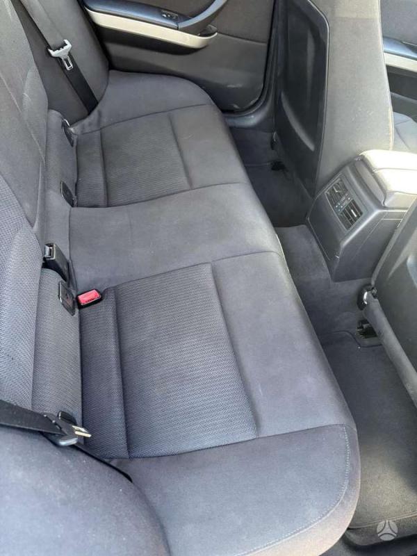 Melns BMW 320 2011 Jurbarkas, ar dzinēja tilpumu 2.00 L un nobraukumu 225 tūkst. km par 4400 €, foto 7 vietnē AUTOMOTO.COM.LV