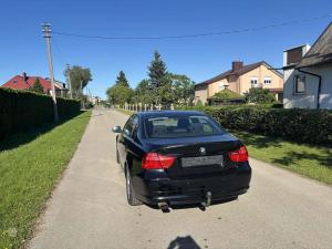 Melns BMW 320 2011 Jurbarkas, ar dzinēja tilpumu 2.00 L un nobraukumu 225 tūkst. km par 4300 €, foto 5 vietnē AUTOMOTO.COM.LV