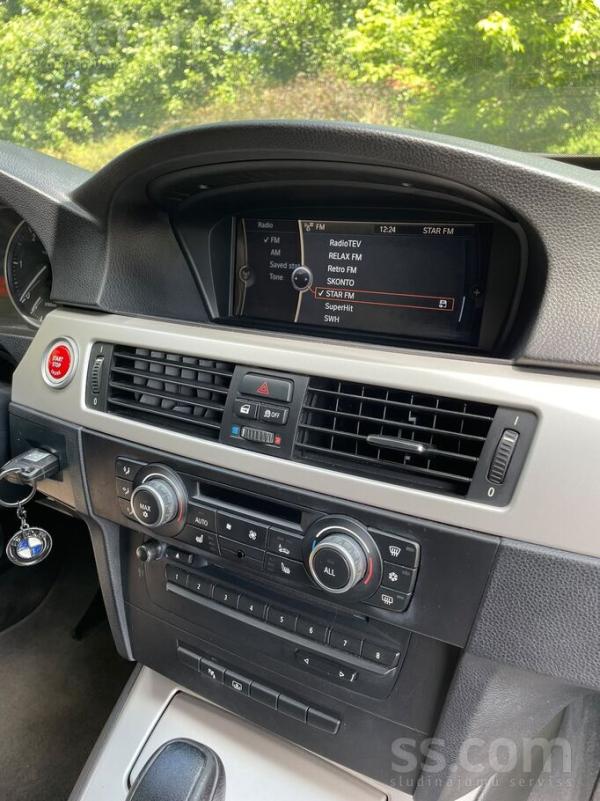 Melns BMW 320 2011 Rīga, ar dzinēja tilpumu 2.00 L un nobraukumu 337 tūkst. km par 6500 €, foto 3 vietnē AUTOMOTO.COM.LV