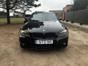 Black BMW 320 2011 in Kaunas, with an engine capacity of 2.00 L and mileage of 294 thousand km for 4800 €, photo 5 on AUTOMOTO.COM.LV
