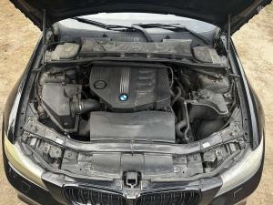 Black BMW 320 2011 in Kaunas, with an engine capacity of 2.00 L and mileage of 294 thousand km for 4800 €, photo 6 on AUTOMOTO.COM.LV