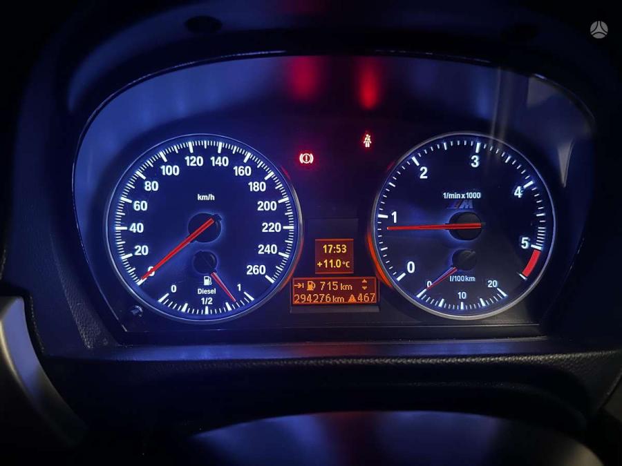 Black BMW 320 2011 in Kaunas, with an engine capacity of 2.00 L and mileage of 294 thousand km for 4800 €, photo 13 on AUTOMOTO.COM.LV