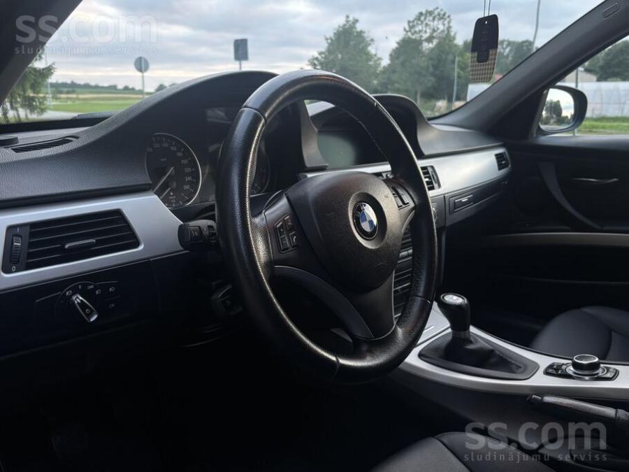 Melns BMW 320 2011 Tukums, ar dzinēja tilpumu 2.00 L un nobraukumu 268 tūkst. km par 5690 €, foto 11 vietnē AUTOMOTO.COM.LV