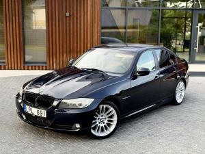 Melns BMW 320 2011 Viļņa, ar dzinēja tilpumu 2.00 L un nobraukumu 289 tūkst. km par 4400 €, foto  vietnē AUTOMOTO.COM.LV