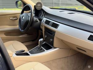 Melns BMW 320 2011 Viļņa, ar dzinēja tilpumu 2.00 L un nobraukumu 289 tūkst. km par 4400 €, foto 15 vietnē AUTOMOTO.COM.LV