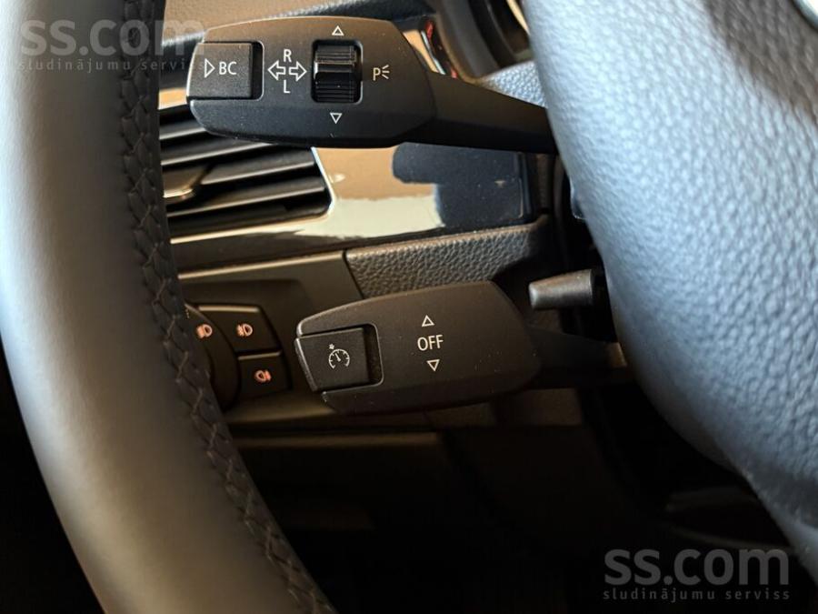 Black BMW 320 2011 in Tukums, with an engine capacity of 2.00 L and mileage of 284 thousand km for 6299 €, photo 12 on AUTOMOTO.COM.LV