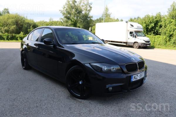 Melns BMW 320 2011 Rīga, ar dzinēja tilpumu 2.00 L un nobraukumu 337 tūkst. km par 6990 €, foto 3 vietnē AUTOMOTO.COM.LV