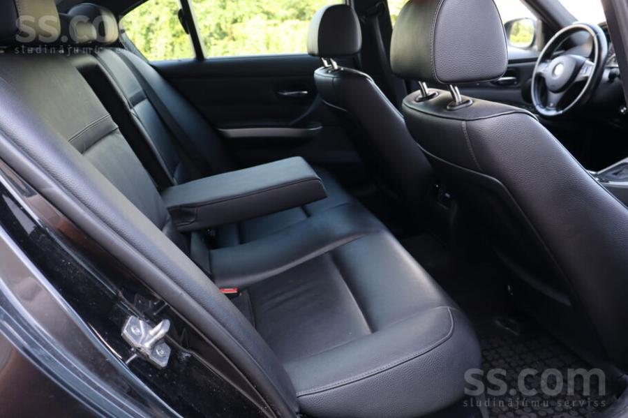 Melns BMW 320 2011 Rīga, ar dzinēja tilpumu 2.00 L un nobraukumu 337 tūkst. km par 6990 €, foto 10 vietnē AUTOMOTO.COM.LV