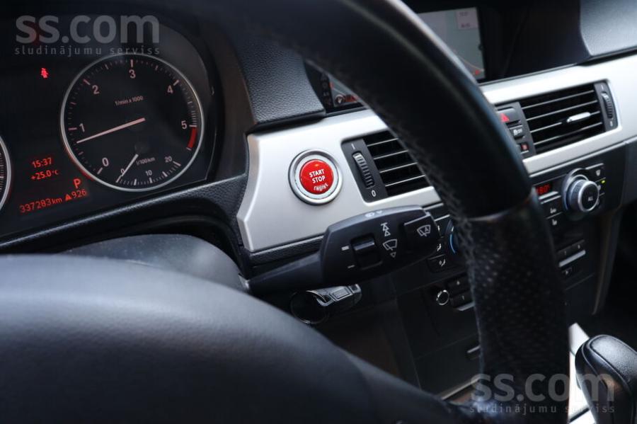 Melns BMW 320 2011 Rīga, ar dzinēja tilpumu 2.00 L un nobraukumu 337 tūkst. km par 6990 €, foto 15 vietnē AUTOMOTO.COM.LV