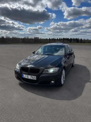 Melns BMW 320 2011 Kėdainiai, ar dzinēja tilpumu 2.00 L un nobraukumu 407 tūkst. km par 4200 €, foto  vietnē AUTOMOTO.COM.LV