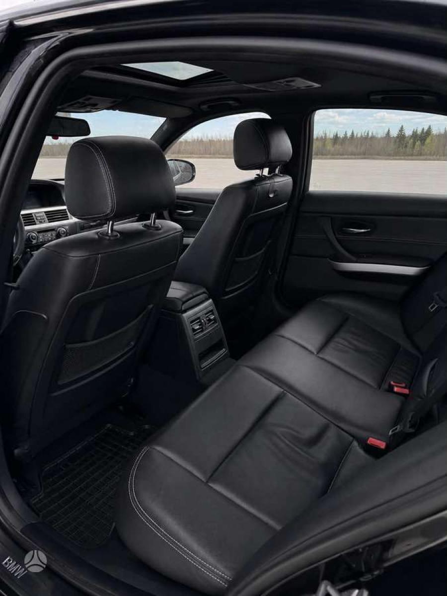 Melns BMW 320 2011 Kėdainiai, ar dzinēja tilpumu 2.00 L un nobraukumu 407 tūkst. km par 4200 €, foto 6 vietnē AUTOMOTO.COM.LV