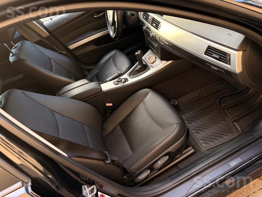 Melns BMW 320 2011 Limbaži, ar dzinēja tilpumu 2.00 L un nobraukumu 226 tūkst. km par 9500 €, foto 19 vietnē AUTOMOTO.COM.LV