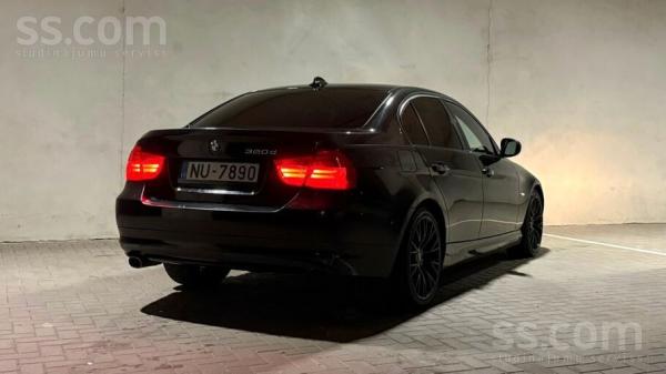 Black BMW 320 2011 in Riga, with an engine capacity of 2.00 L and mileage of 340 thousand km for 4900 €, photo 7 on AUTOMOTO.COM.LV