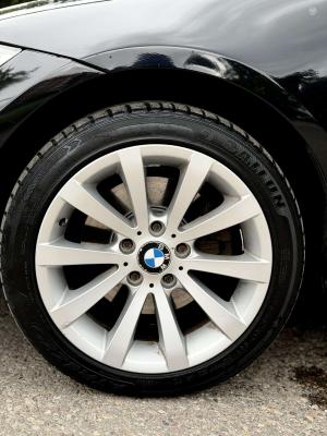 Melns BMW 320 2011 Viļņa, ar dzinēja tilpumu 2.00 L un nobraukumu 279 tūkst. km par 4900 €, foto 10 vietnē AUTOMOTO.COM.LV