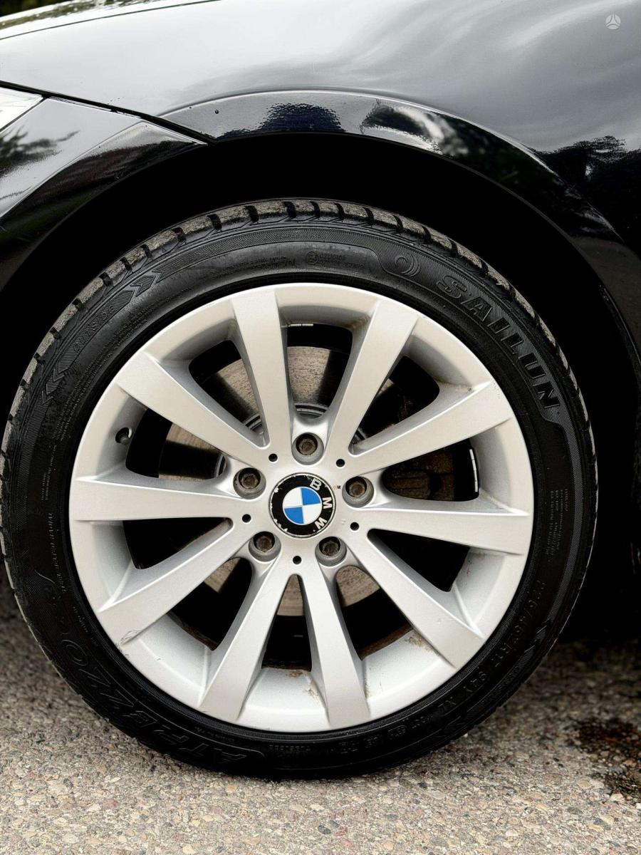 Melns BMW 320 2011 Viļņa, ar dzinēja tilpumu 2.00 L un nobraukumu 279 tūkst. km par 4900 €, foto 10 vietnē AUTOMOTO.COM.LV