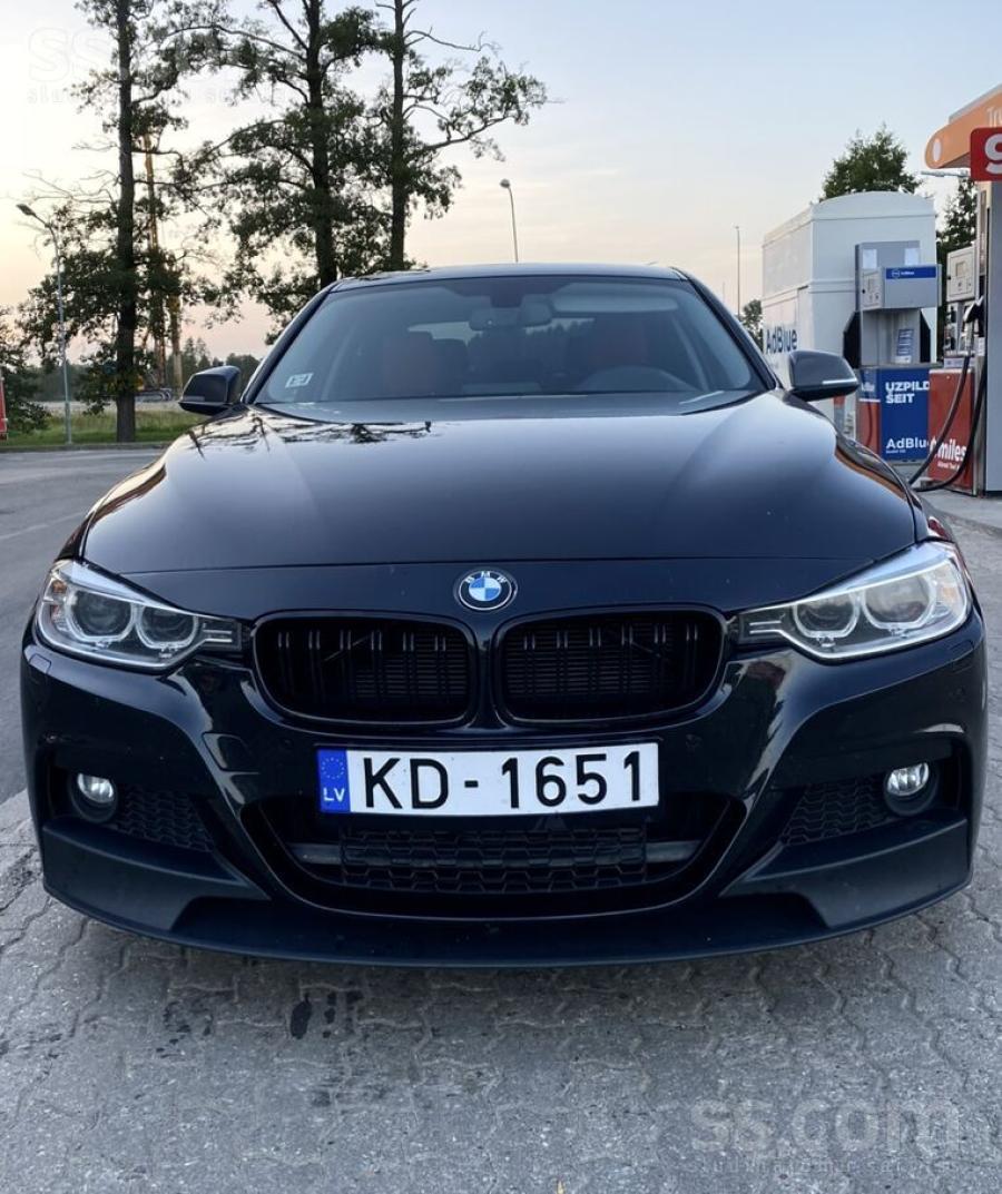 Black BMW 320 2012 in Riga, with an engine capacity of 2.00 L and mileage of 214 thousand km for 13400 €, photo 3 on AUTOMOTO.COM.LV
