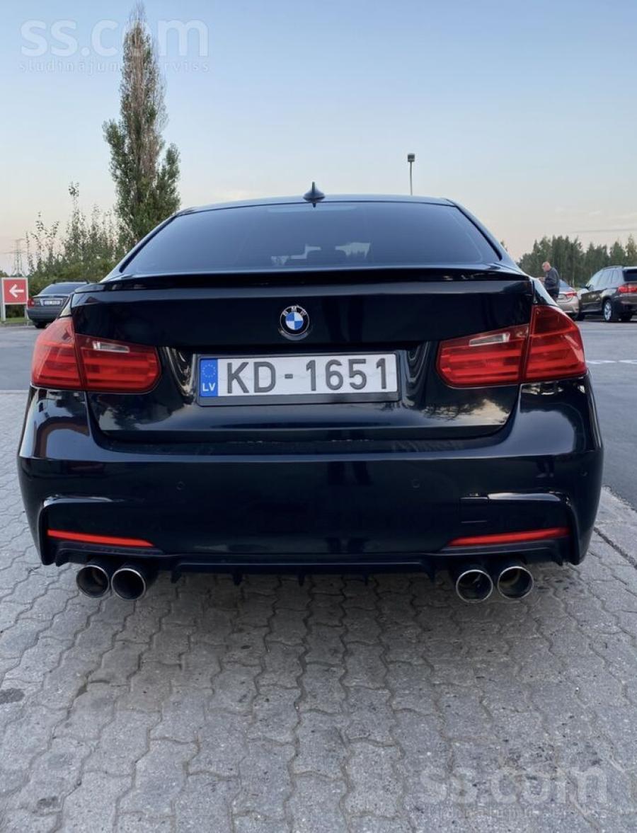 Black BMW 320 2012 in Riga, with an engine capacity of 2.00 L and mileage of 214 thousand km for 13400 €, photo 8 on AUTOMOTO.COM.LV