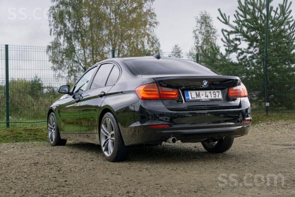 Melns BMW 320 2012 Rīga, ar dzinēja tilpumu 2.00 L un nobraukumu 352 tūkst. km par 10990 €, foto 4 vietnē AUTOMOTO.COM.LV
