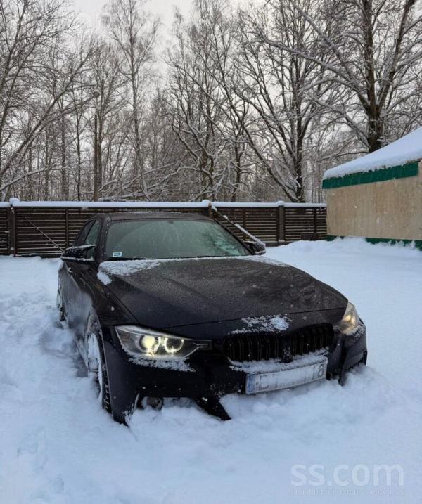 Black BMW 320 2012 in Riga, with an engine capacity of 2.00 L and mileage of 290 thousand km for 11200 €, photo 1 on AUTOMOTO.COM.LV