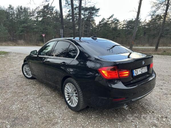 Melns BMW 320 2012 Liepāja, ar dzinēja tilpumu 2.00 L un nobraukumu 254 tūkst. km par 8950 €, foto 2 vietnē AUTOMOTO.COM.LV