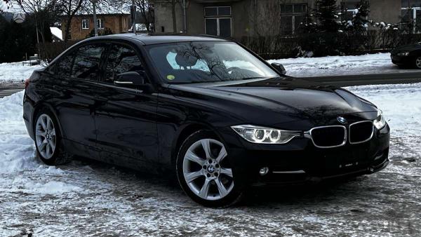Melns BMW 320 2012 Ukmergė, ar dzinēja tilpumu 2.00 L un nobraukumu 290 tūkst. km par 9200 €, foto 1 vietnē AUTOMOTO.COM.LV