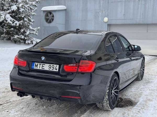Black BMW 320 2012 in Vilnius, with an engine capacity of 2.00 L and mileage of 287 thousand km for 9300 €, photo 4 on AUTOMOTO.COM.LV