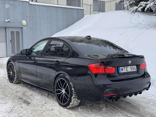 Black BMW 320 2012 in Vilnius, with an engine capacity of 2.00 L and mileage of 287 thousand km for 9300 €, photo 6 on AUTOMOTO.COM.LV