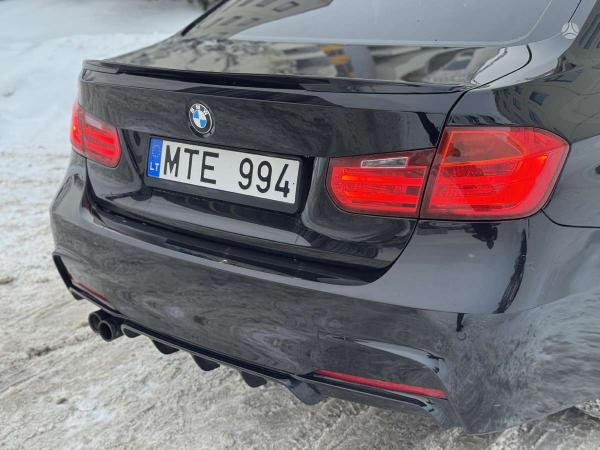 Black BMW 320 2012 in Vilnius, with an engine capacity of 2.00 L and mileage of 287 thousand km for 9300 €, photo 7 on AUTOMOTO.COM.LV