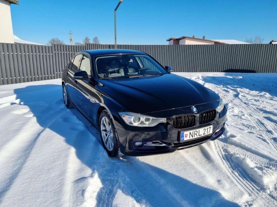 Black BMW 320 2012 in Alytus, with an engine capacity of 2.00 L and mileage of 140 thousand km for 5500 €, photo 1 on AUTOMOTO.COM.LV