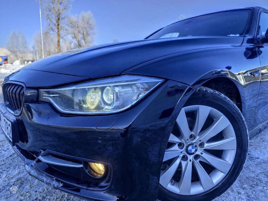 Melns BMW 320 2012 Viļņa, ar dzinēja tilpumu 2.00 L un nobraukumu 312 tūkst. km par 8500 €, foto 2 vietnē AUTOMOTO.COM.LV
