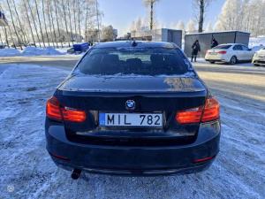 Melns BMW 320 2012 Viļņa, ar dzinēja tilpumu 2.00 L un nobraukumu 312 tūkst. km par 8500 €, foto 6 vietnē AUTOMOTO.COM.LV