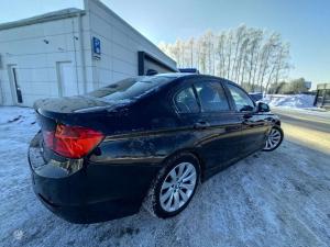 Melns BMW 320 2012 Viļņa, ar dzinēja tilpumu 2.00 L un nobraukumu 312 tūkst. km par 8500 €, foto 16 vietnē AUTOMOTO.COM.LV