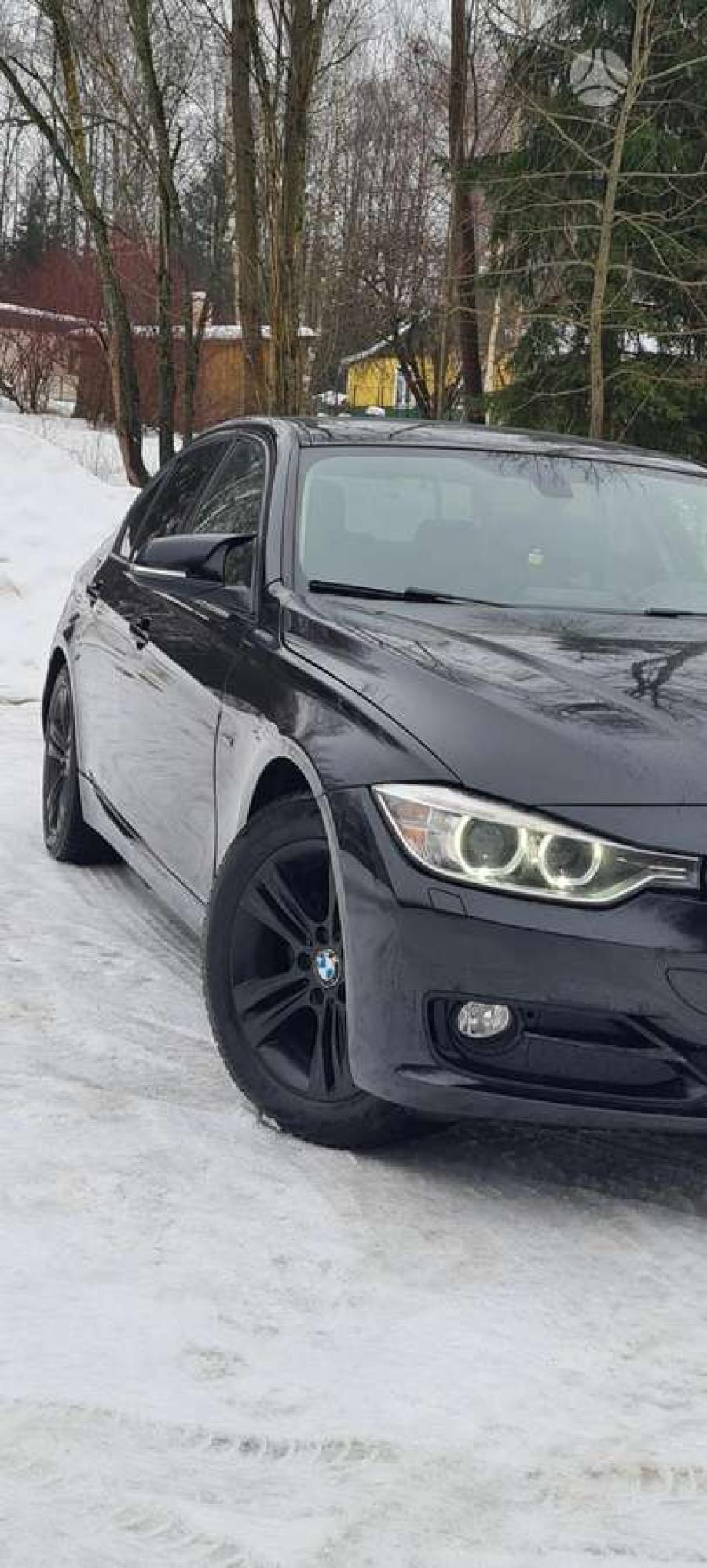 Black BMW 320 2012 in Vilnius, with an engine capacity of 2.00 L and mileage of 295 thousand km for 8700 €, photo 11 on AUTOMOTO.COM.LV