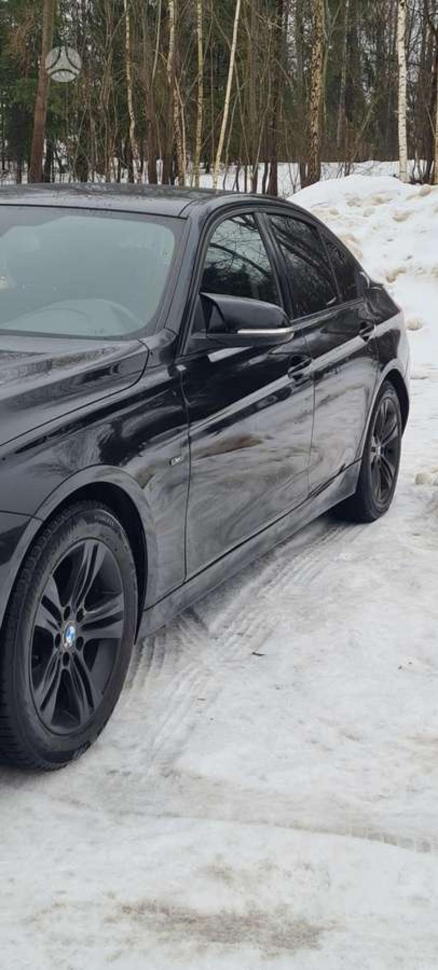 Black BMW 320 2012 in Vilnius, with an engine capacity of 2.00 L and mileage of 295 thousand km for 8700 €, photo 26 on AUTOMOTO.COM.LV