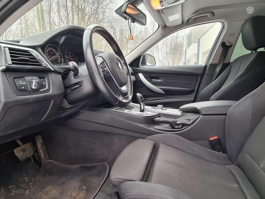 Black BMW 320 2012 in Vilnius, with an engine capacity of 2.00 L and mileage of 295 thousand km for 8700 €, photo 31 on AUTOMOTO.COM.LV