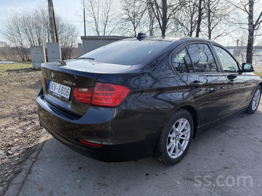 Melns BMW 320 2012 Rīga, ar dzinēja tilpumu 2.00 L un nobraukumu 160 tūkst. km par 7500 €, foto 4 vietnē AUTOMOTO.COM.LV