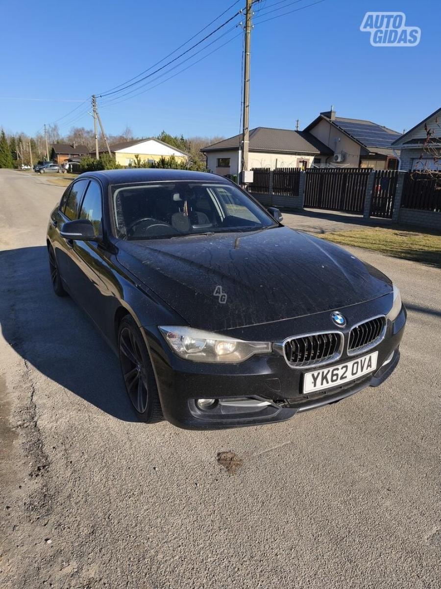 Black BMW 320 2012 in Panevezys, with an engine capacity of 2.00 L and mileage of 313 thousand km for 3000 €, photo 1 on AUTOMOTO.COM.LV