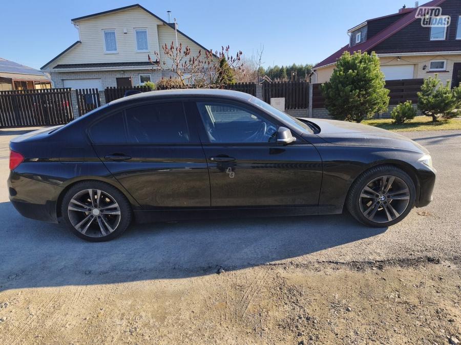 Black BMW 320 2012 in Panevezys, with an engine capacity of 2.00 L and mileage of 313 thousand km for 3000 €, photo 9 on AUTOMOTO.COM.LV