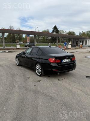 Melns BMW 320 2012 Ogre, ar dzinēja tilpumu 2.00 L un nobraukumu 430 tūkst. km par 6890 €, foto 5 vietnē AUTOMOTO.COM.LV