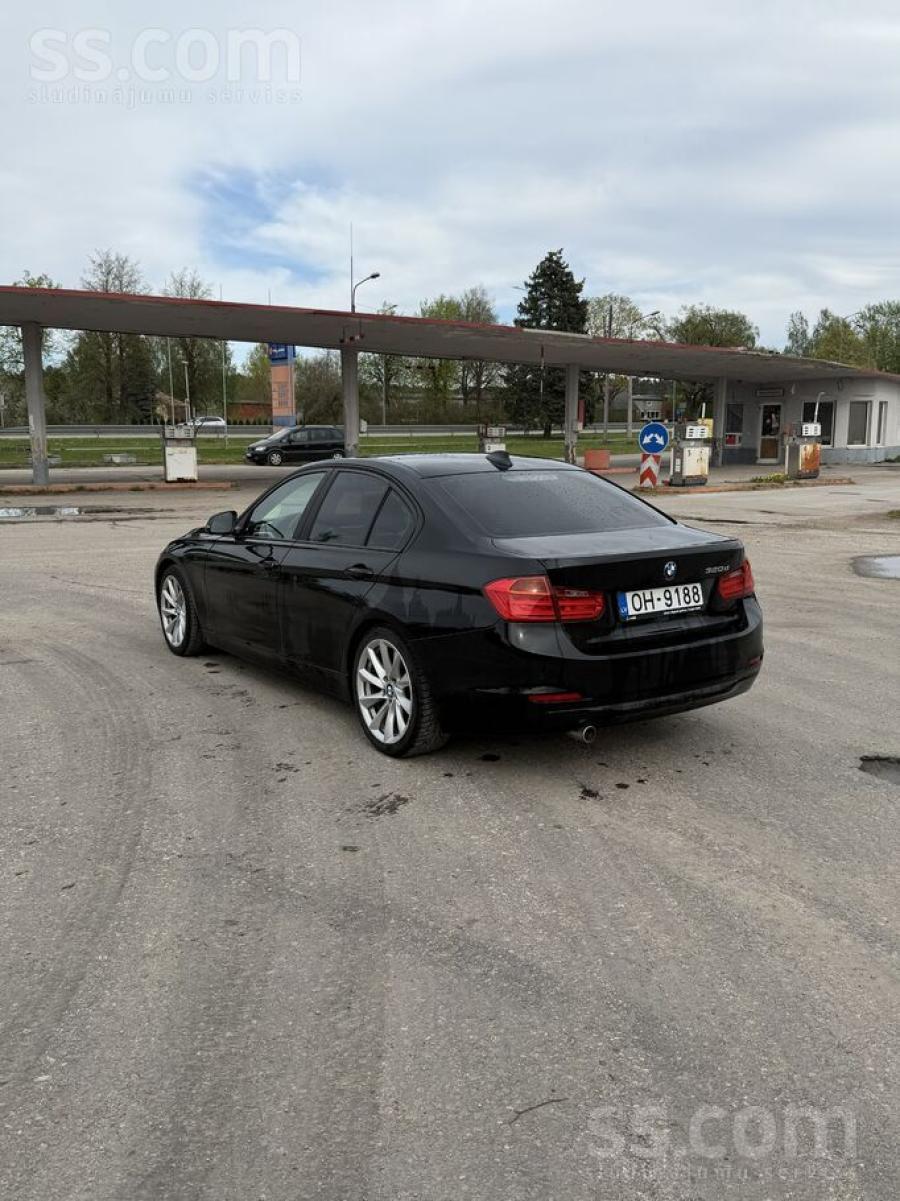 Melns BMW 320 2012 Ogre, ar dzinēja tilpumu 2.00 L un nobraukumu 430 tūkst. km par 6890 €, foto 5 vietnē AUTOMOTO.COM.LV