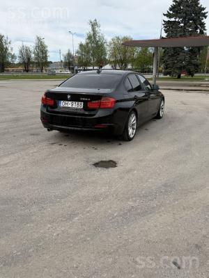 Melns BMW 320 2012 Ogre, ar dzinēja tilpumu 2.00 L un nobraukumu 430 tūkst. km par 6890 €, foto 7 vietnē AUTOMOTO.COM.LV