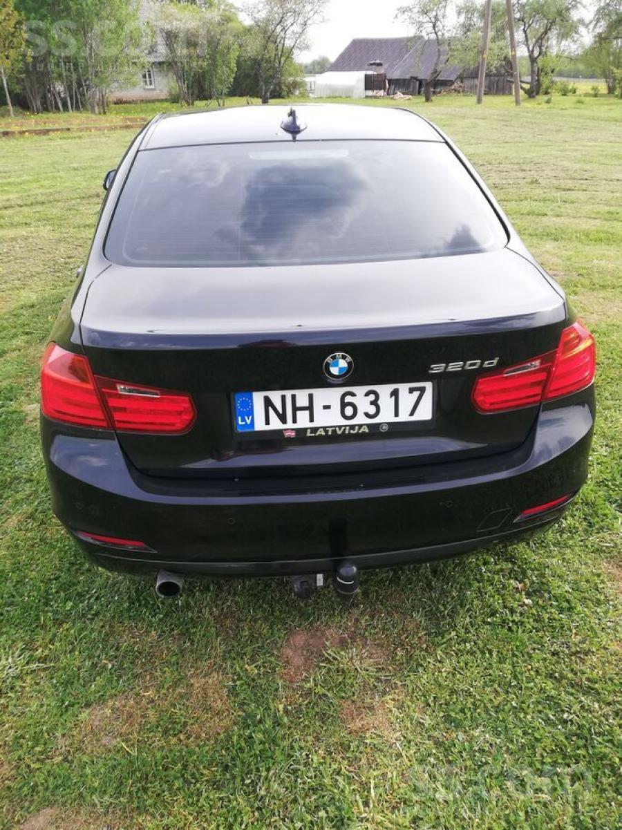Black BMW 320 2012 in Riga, with an engine capacity of 2.00 L and mileage of 305 thousand km for 7300 €, photo 5 on AUTOMOTO.COM.LV
