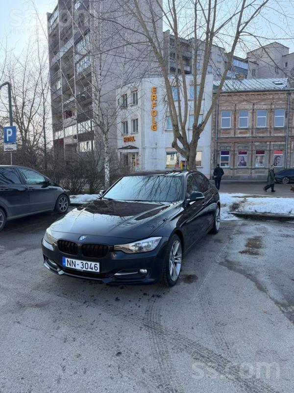 Melns BMW 320 2012 Daugavpils, ar dzinēja tilpumu 2.00 L un nobraukumu 245 tūkst. km par 10500 €, foto 2 vietnē AUTOMOTO.COM.LV
