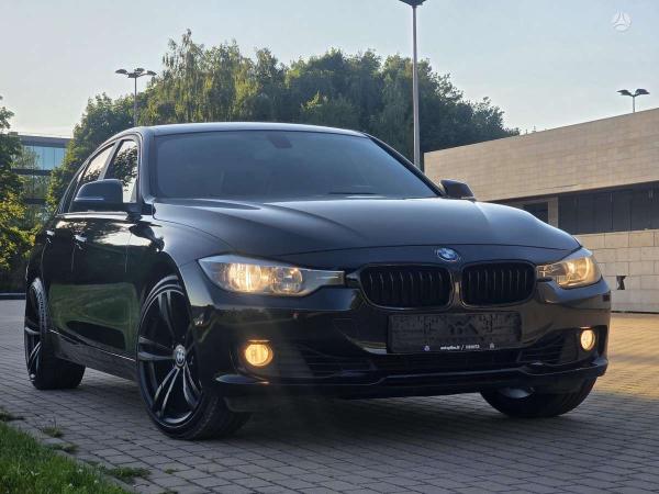 Black BMW 320 2012 in Vilnius, with an engine capacity of 2.00 L and mileage of 188 thousand km for 7500 €, photo 3 on AUTOMOTO.COM.LV