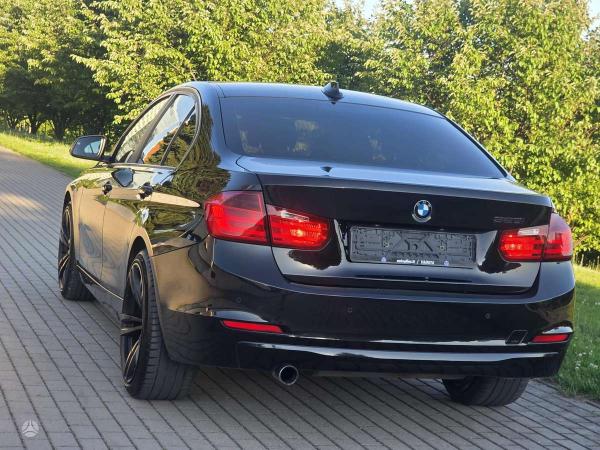 Black BMW 320 2012 in Vilnius, with an engine capacity of 2.00 L and mileage of 188 thousand km for 7500 €, photo 6 on AUTOMOTO.COM.LV