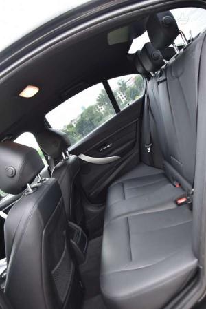 Black BMW 320 2012 in Vilnius, with an engine capacity of 2.00 L and mileage of 188 thousand km for 7500 €, photo 19 on AUTOMOTO.COM.LV