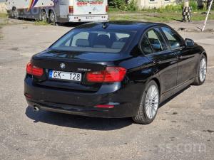 Melns BMW 320 2012 Rīga, ar dzinēja tilpumu 2.00 L un nobraukumu 236 tūkst. km par 7950 €, foto 4 vietnē AUTOMOTO.COM.LV